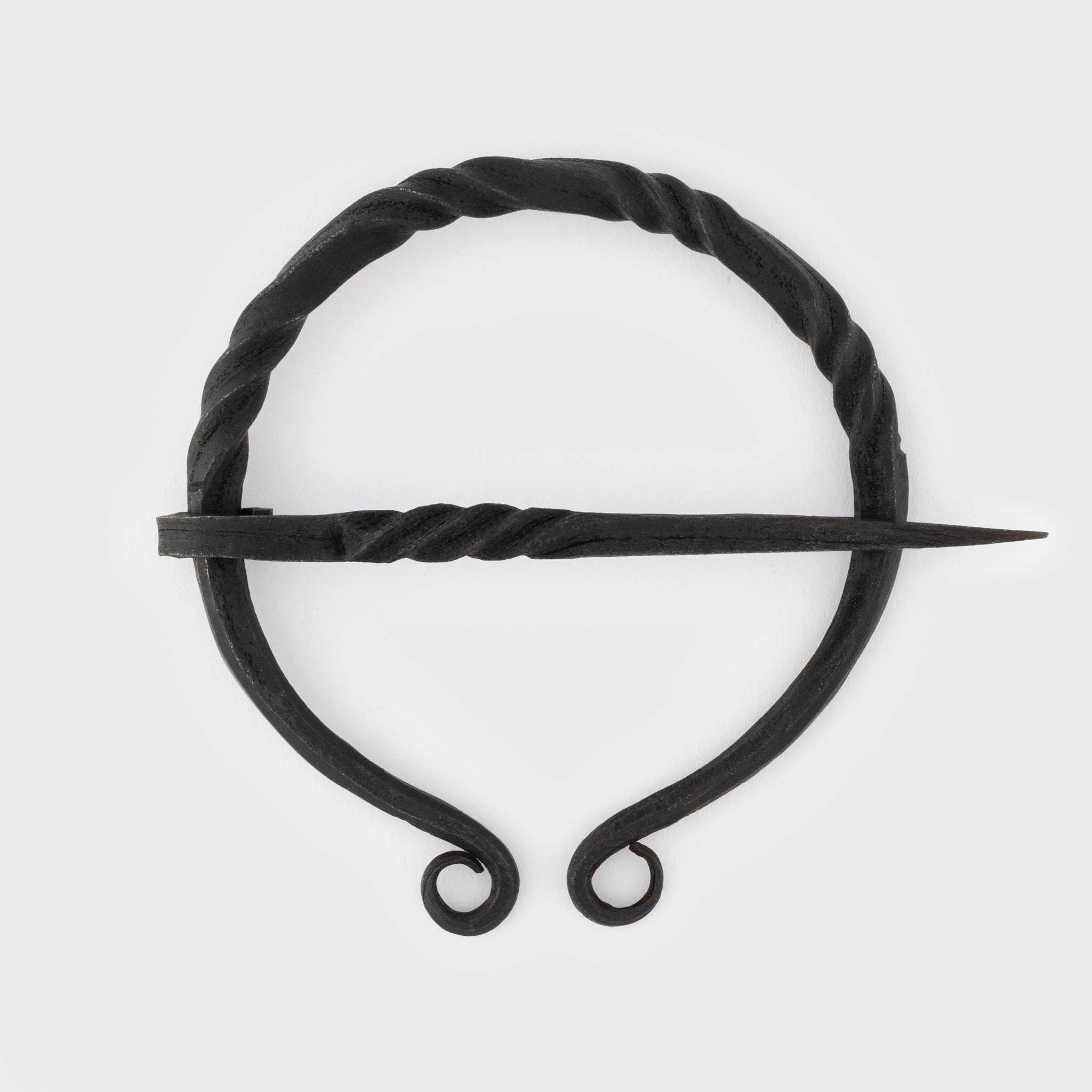 Iron Fibula, Round, 75 mm – Grimfrost Intl