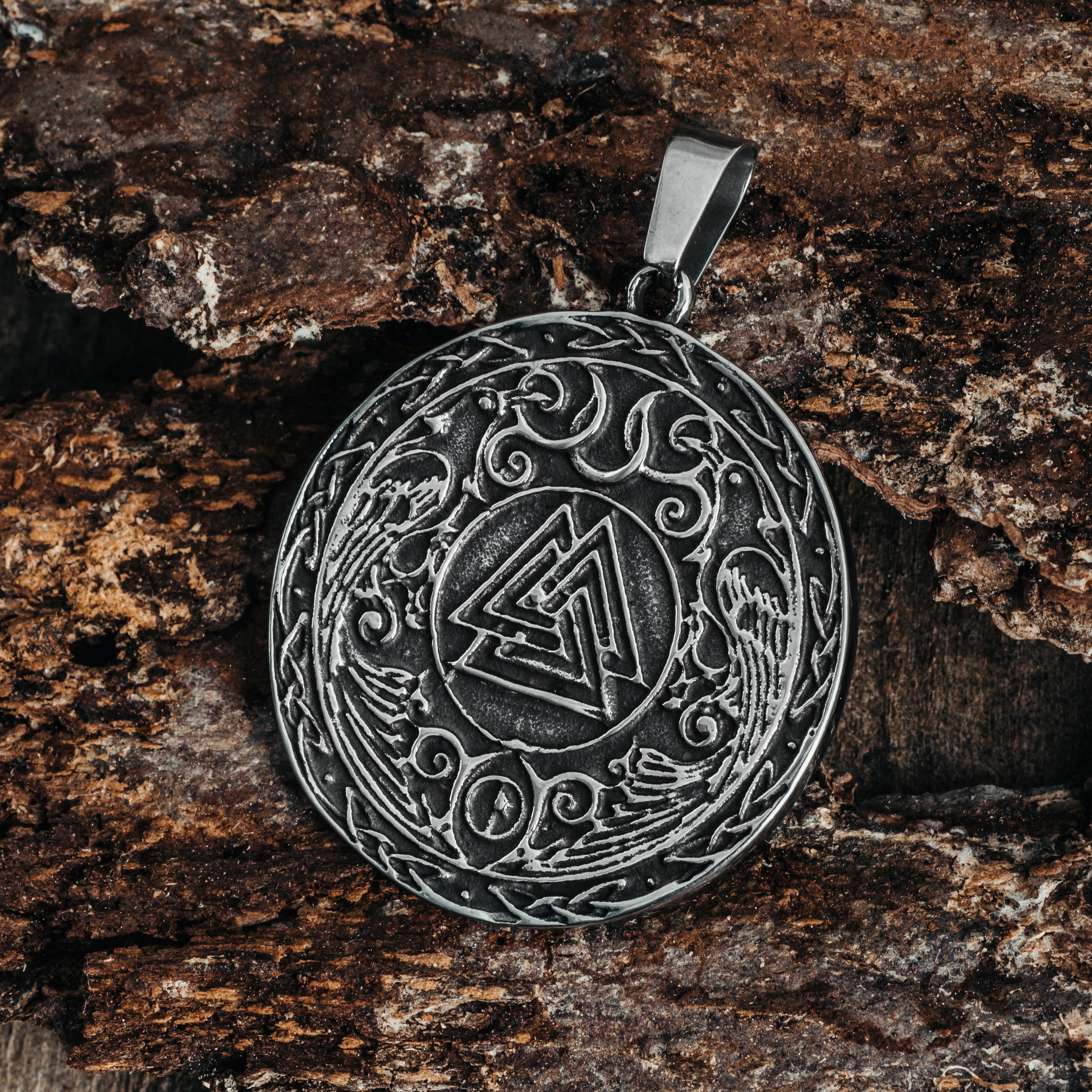 Valknut Amulet, Stainless Steel – Grimfrost Intl